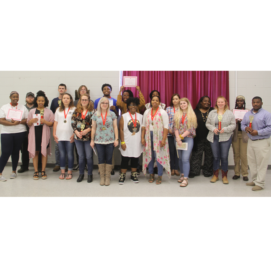 Students Recognized at Adult Education Awards Day - News @ HolmesCC