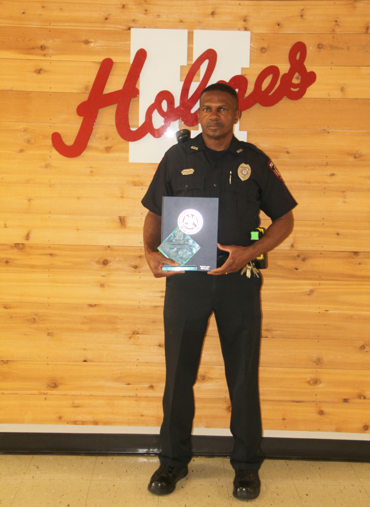 Holmes’ Officer Lampkin awarded Top Cop honor - News @ HolmesCC