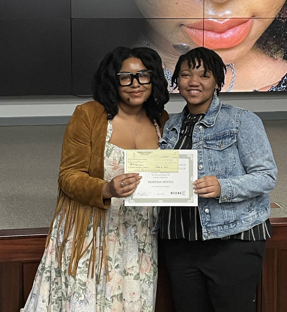 Holmes Goodman student Demeria Moore places in state creative writing ...