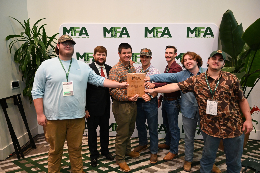 Floyd honored with forestry leadership award - News @ HolmesCC